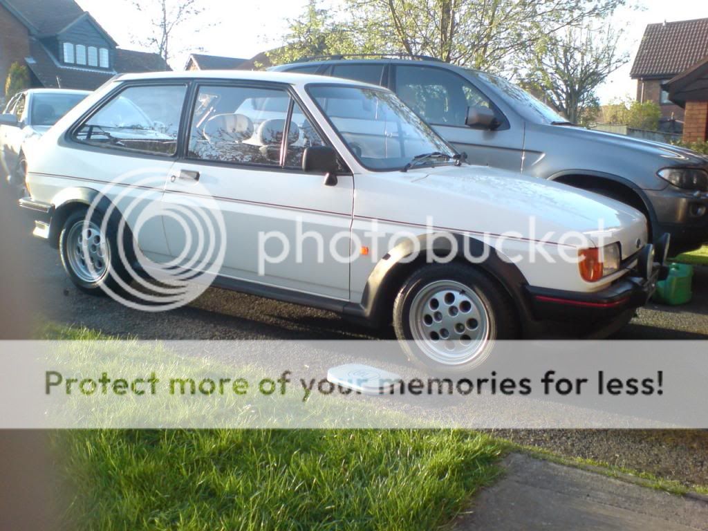 Fiesta XR2 Mk2 - White - 65,000miles